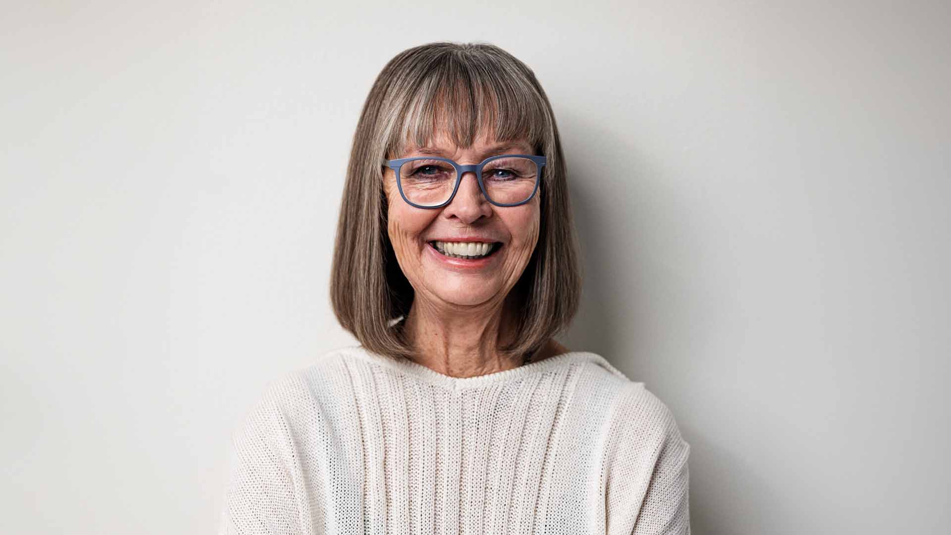 Karen Syberg fortæller om sin kunstnerfamilies historie på Møn ...